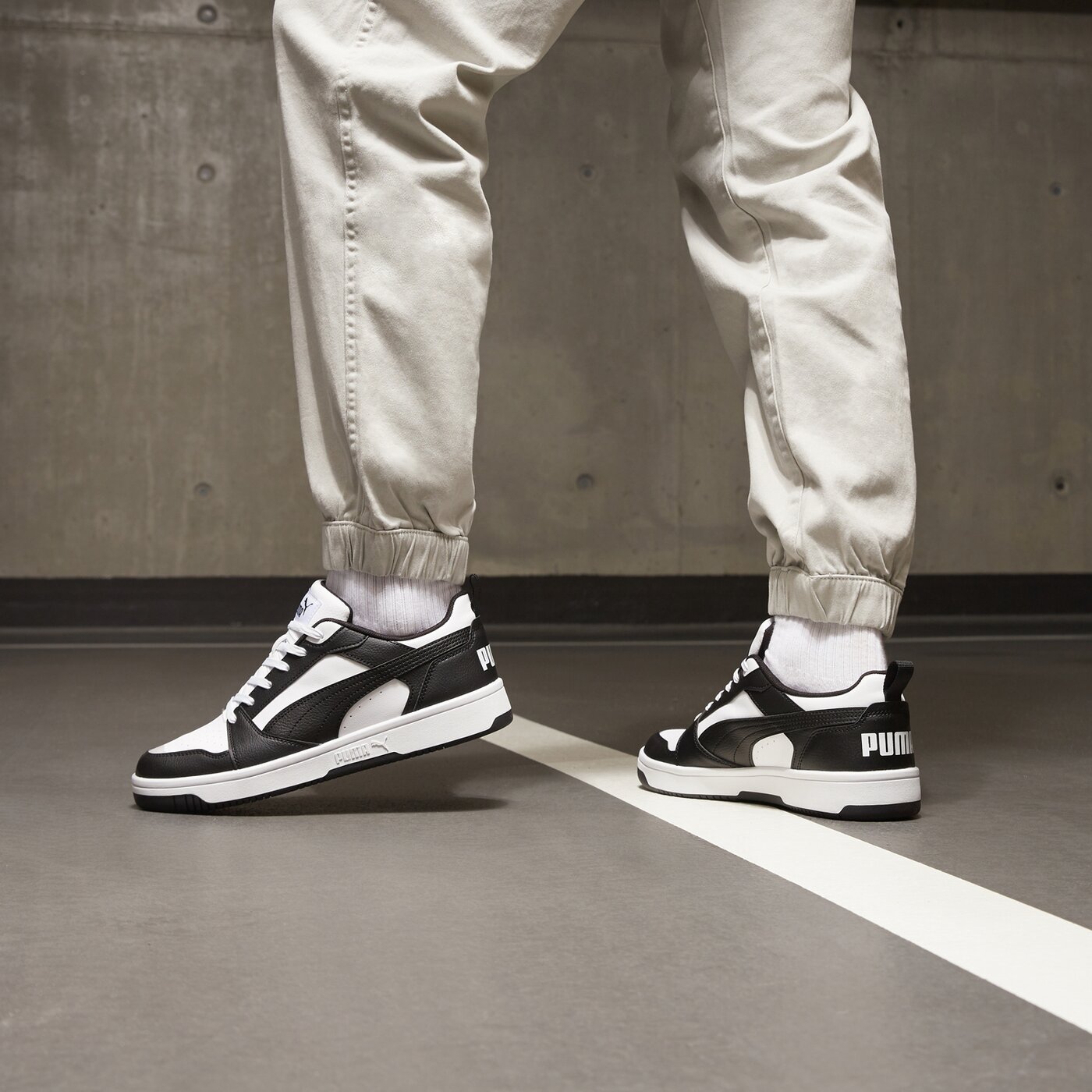 PUMA REBOUND V6 LOW 39232801 | barva černá | Módní Tenisky. Muži Boty ...