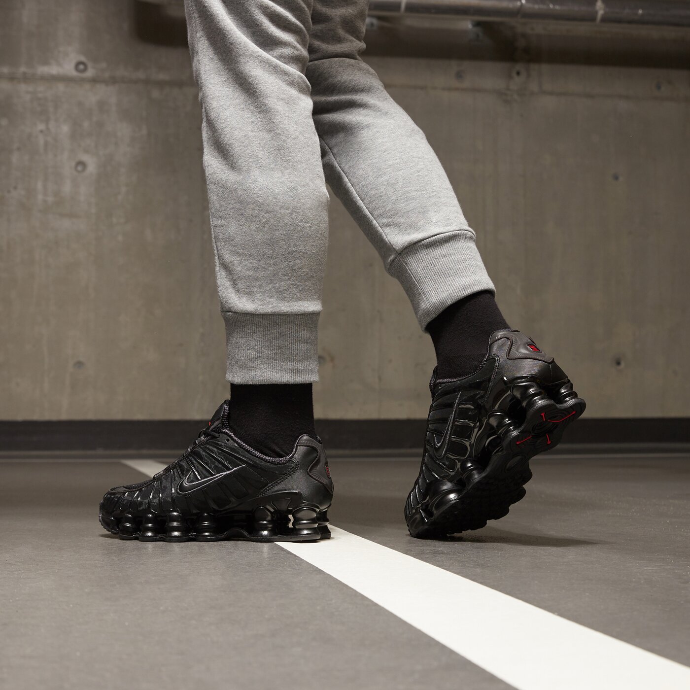 NIKE SHOX TL AR3566-002 | barva černá | Módní Tenisky. Ženy Boty eshop ...